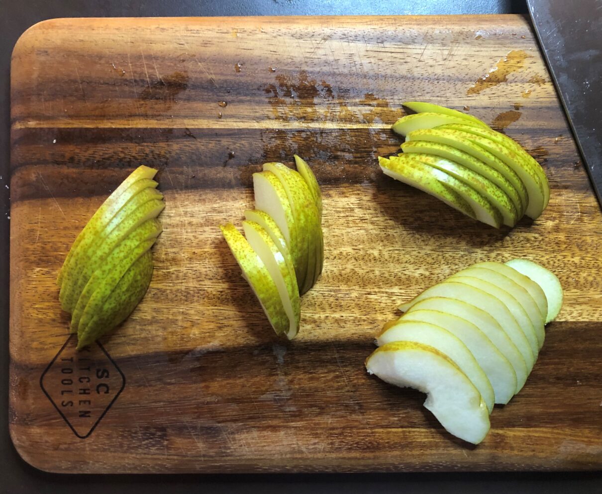 Pear and Grape Salad 洋梨と葡萄のサラダ – US Southern Kitchen
