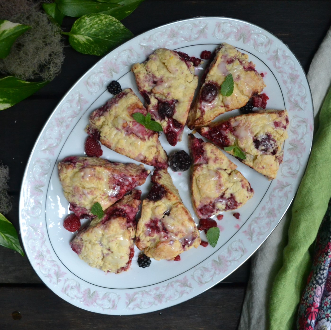 Mix Berry Scones ミックスベリースコーン – US Southern Kitchen