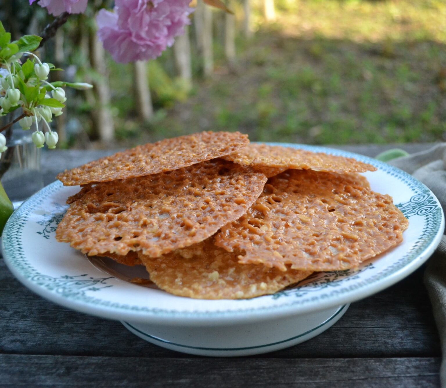 Almond Lace Cookies アーモンドレースクッキー – US Southern Kitchen